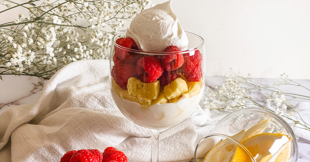 Single-Serving Raspberry Lemon Trifle Dessert Recipe | Hungry Girl