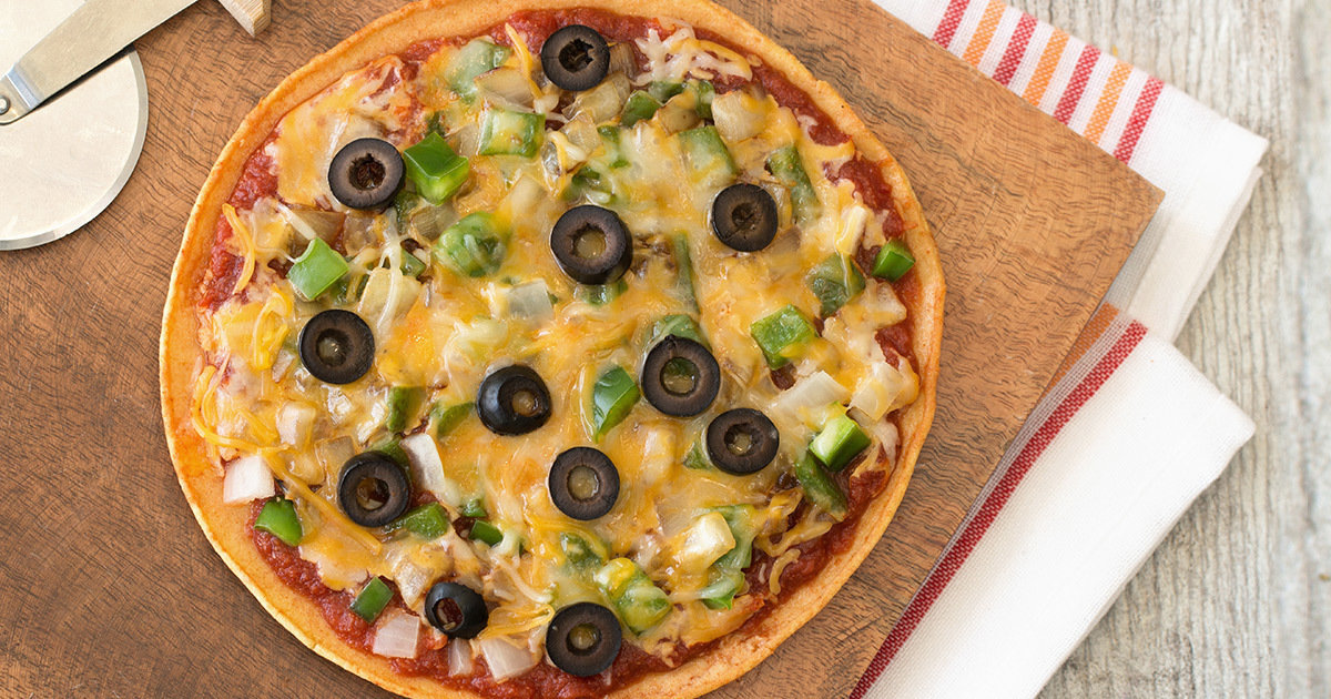 Healthy Gluten-Free Mexican Pizza Recipe | Hungry Girl