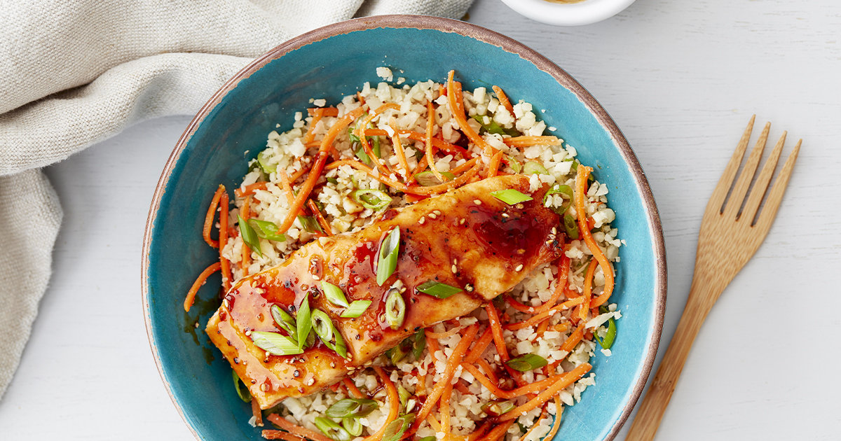 Air-Fryer Teriyaki Salmon Cauliflower Rice Bowl Recipe | Hungry Girl