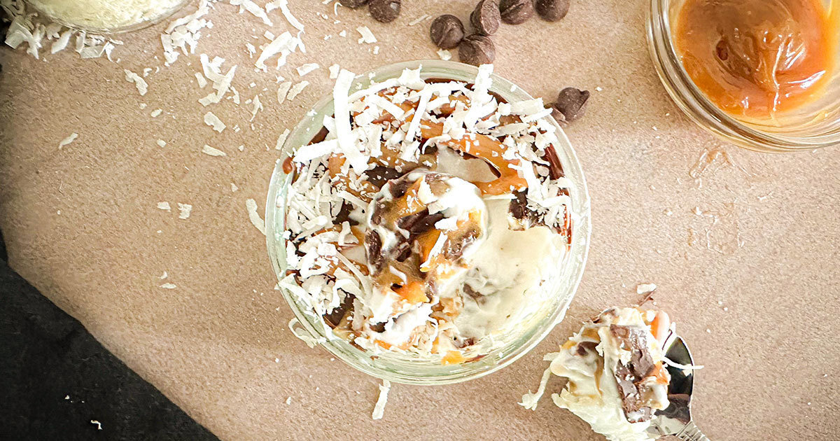 Magic-Shell-Style Chocolate Coconut Caramel Yogurt Recipe | Hungry Girl