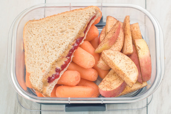 Healthy Snack Boxes: Pairing Suggestions, Make Your Own | Hungry Girl