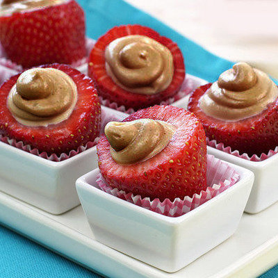 Easy 2-Ingredient Snacks Under 140 Calories | Hungry Girl