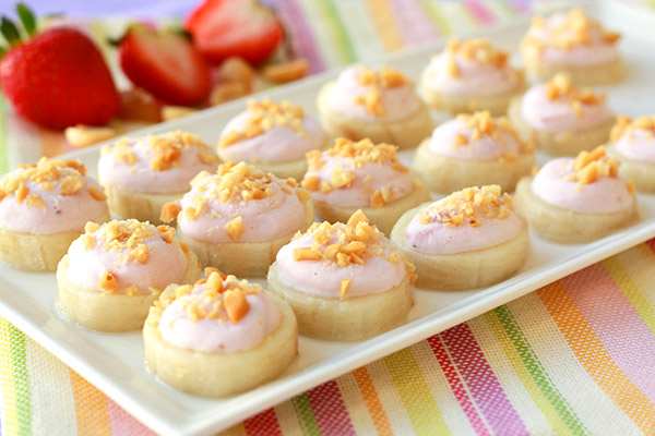 Banana Split Bites | Hungry Girl