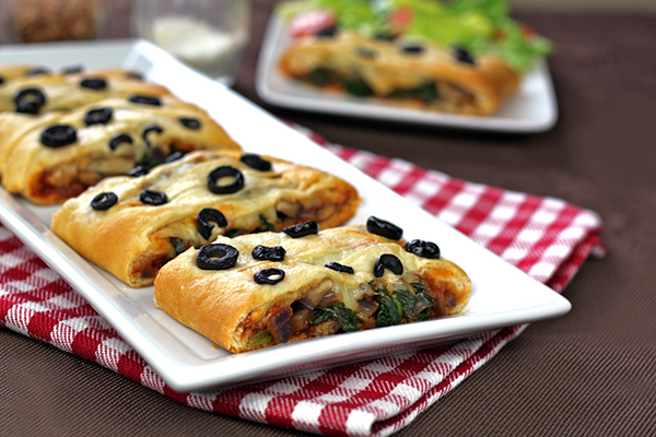 Super-Savory Calzone Danish | Hungry Girl