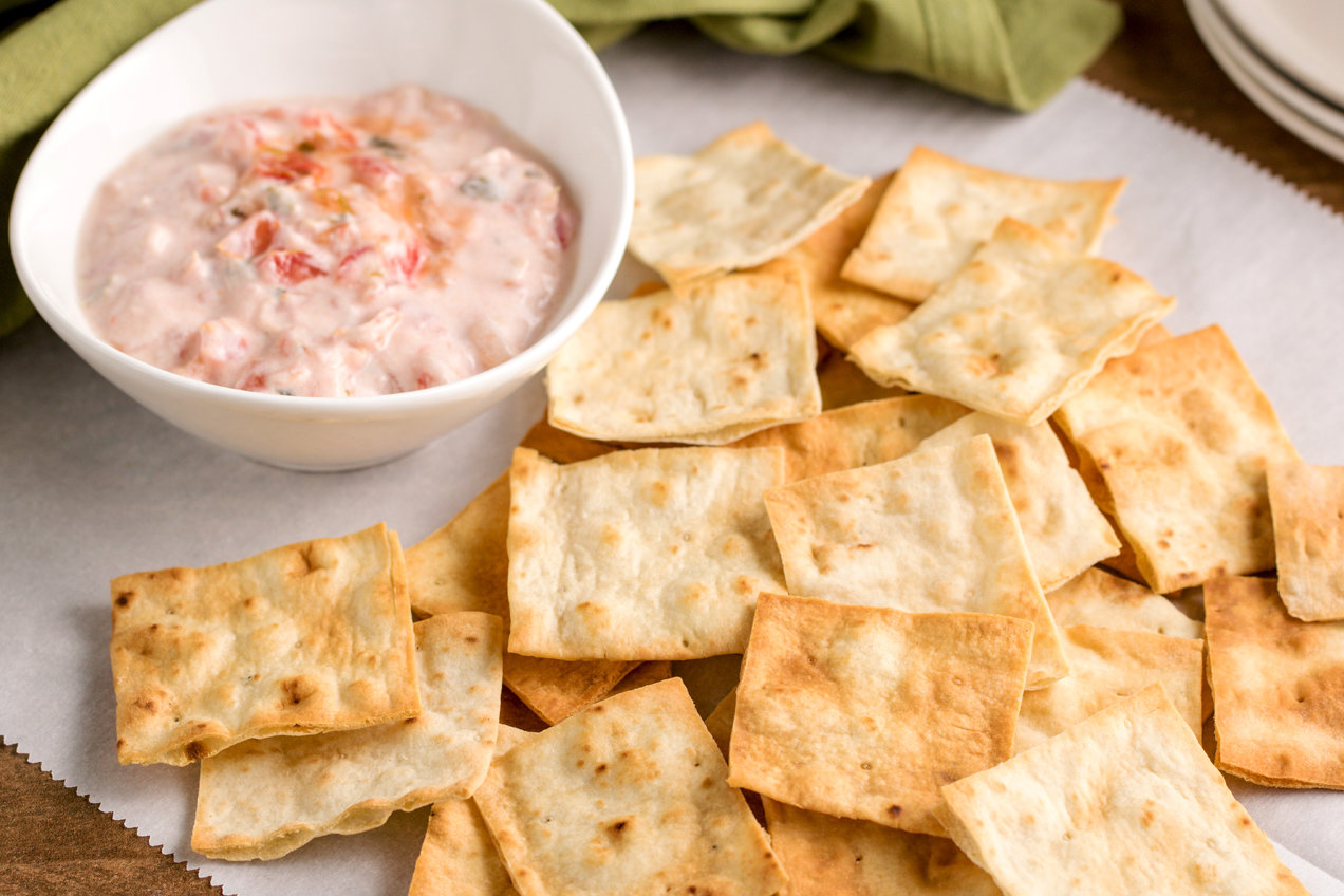 Crispy Lavash Chips with 2-Ingredient Dip | Hungry Girl
