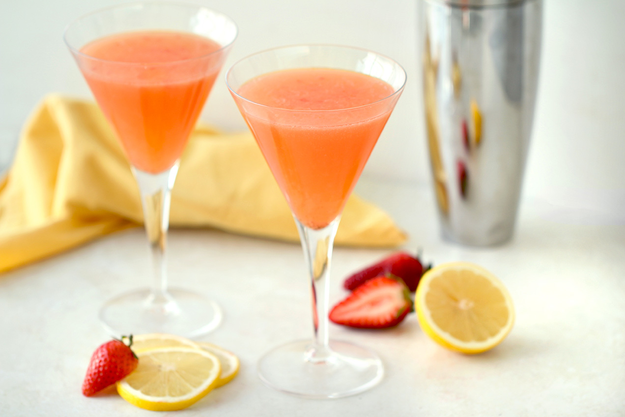 Berry-licious Lemon Drop | Hungry Girl
