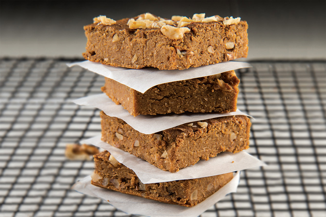 Low-Sugar Maple Walnut Blondie Recipe Made with Chickpeas | Hungry Girl