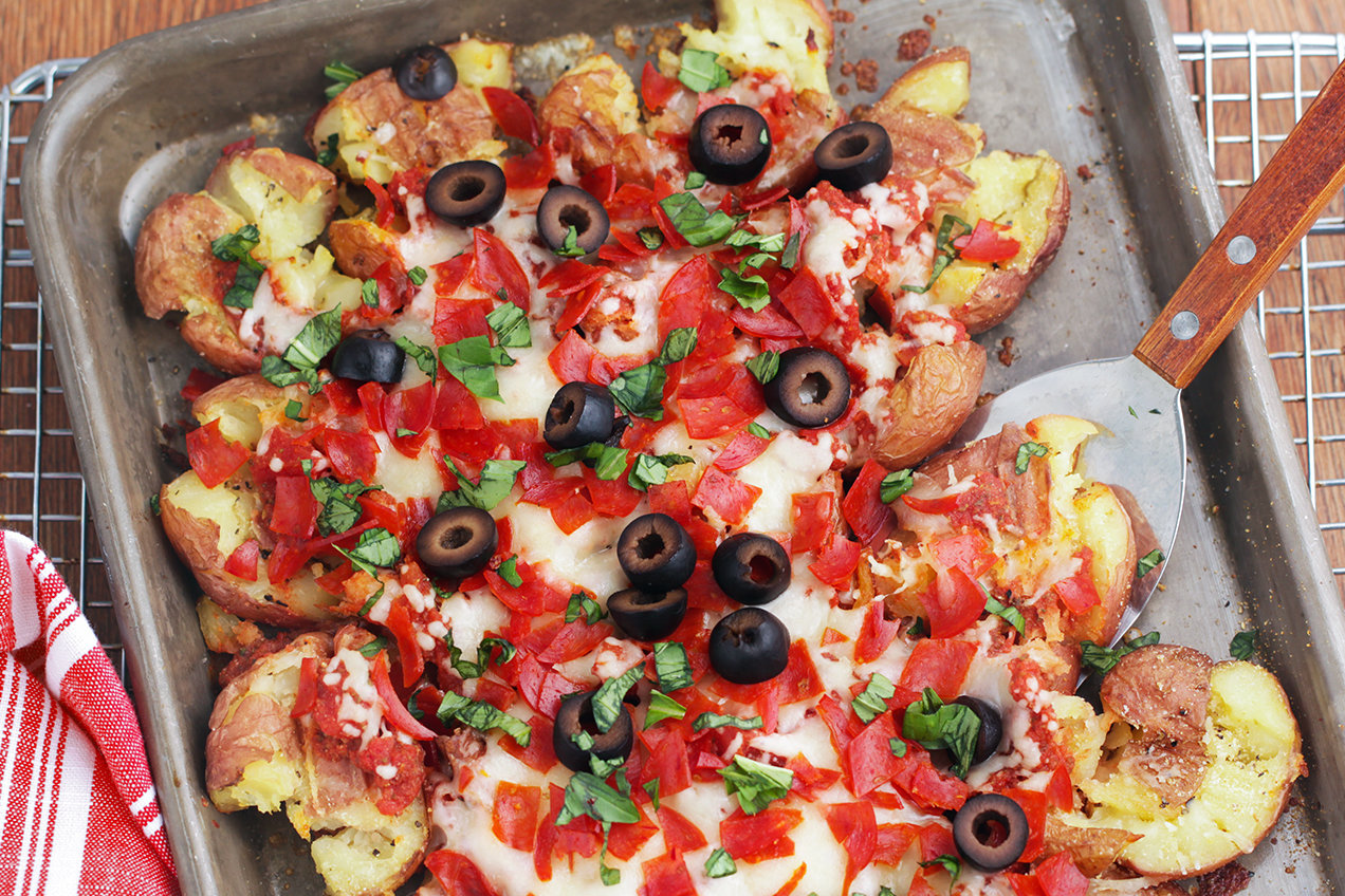 Healthy Pizza Smashed Potatoes Recipe | Hungry Girl