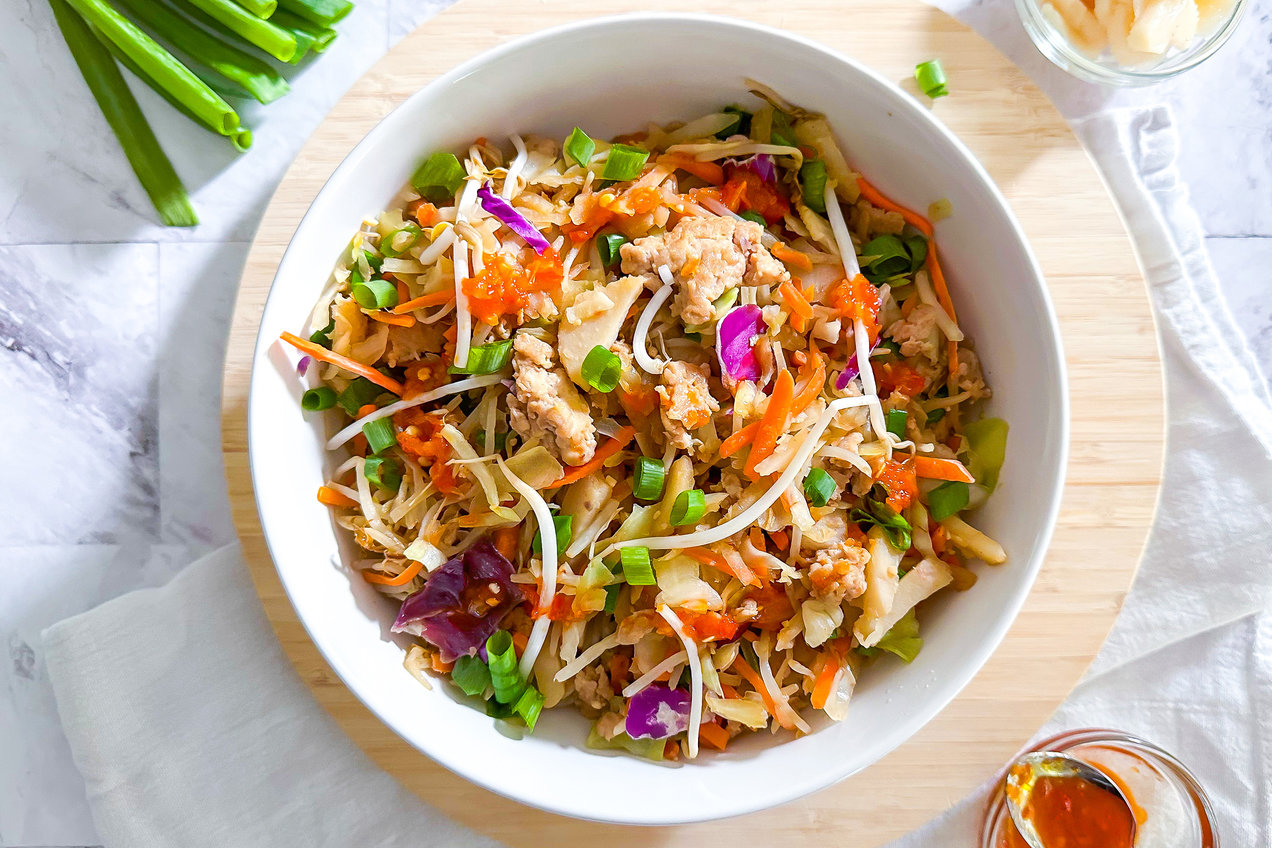 Healthy Chicken Egg Roll in a Bowl Recipe | Hungry Girl